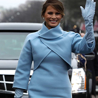 Etats-Unis : Une statue en mémoire de Mélania Trump brûlée » Magazine ...